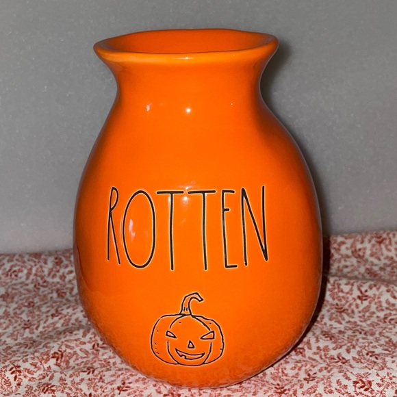 Rae Dunn | Holiday | Rae Dunn Rotten Flower Vase | Poshmark